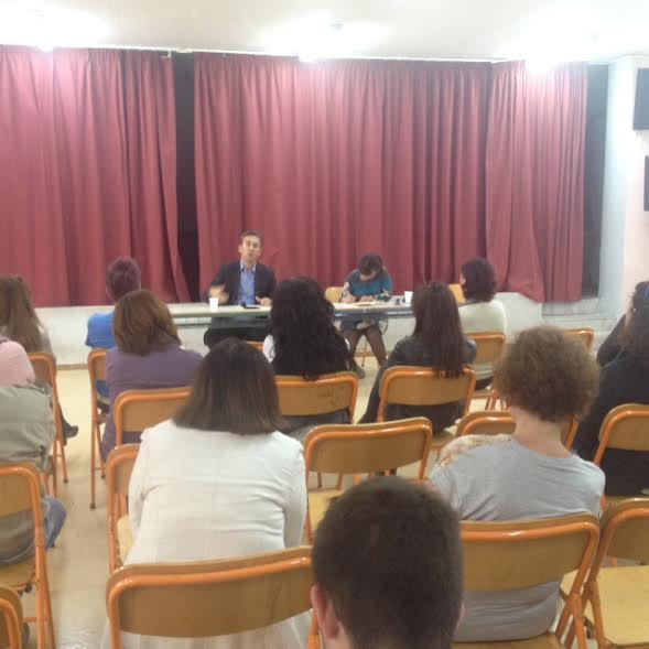 ΜΕ ΙΔΙΑΙΤΕΡΟ ΕΝΔΙΑΦΕΡΟΝ ΠΑΡΑΚΟΛΟΥΘΗΣΑΝ ΓΟΝΕΙΣ & ΜΑΘΗΤΕΣ ΤΟ ΣΕΜΙΝΑΡΙΟ ΜΕ ...